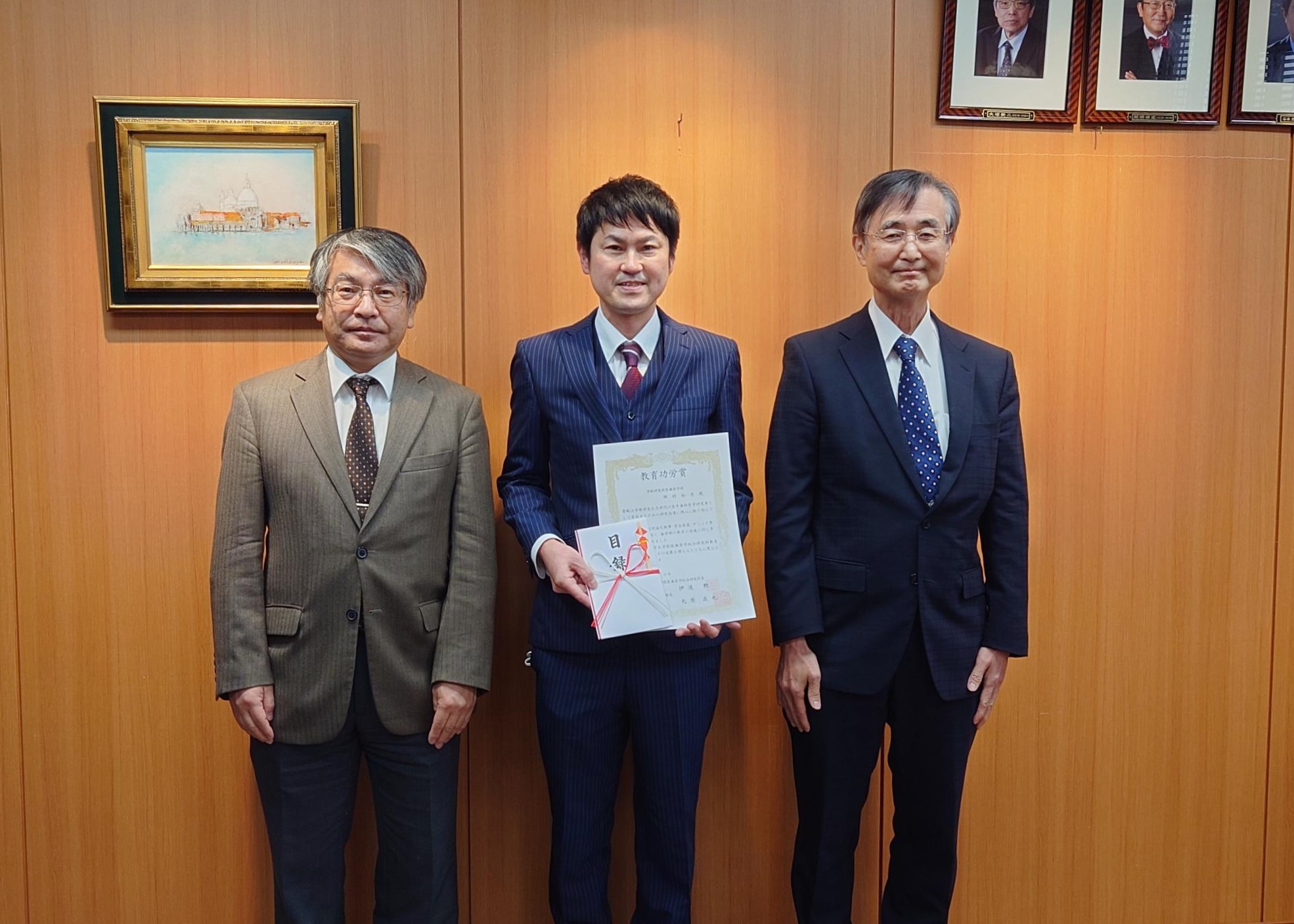 令和4年度大学院医歯薬学総合研究科教育功労賞表彰状授与式を挙行 - 岡山大学 大学院医歯薬学総合研究科